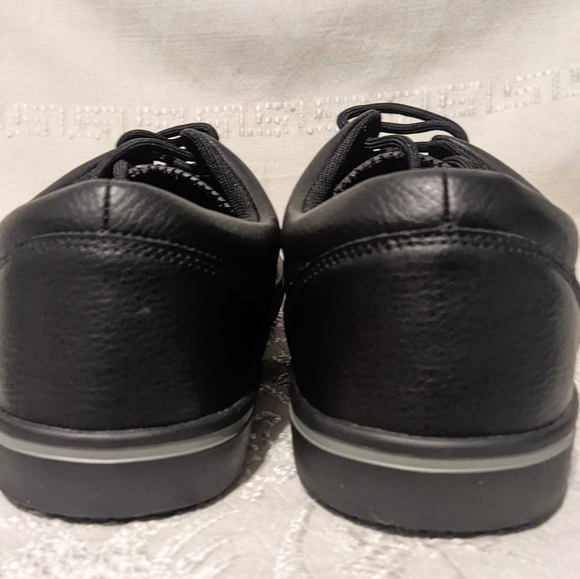 tread safe | Shoes | Nwob Treadsafe Slip Resistant Anti Fatigue Black ...